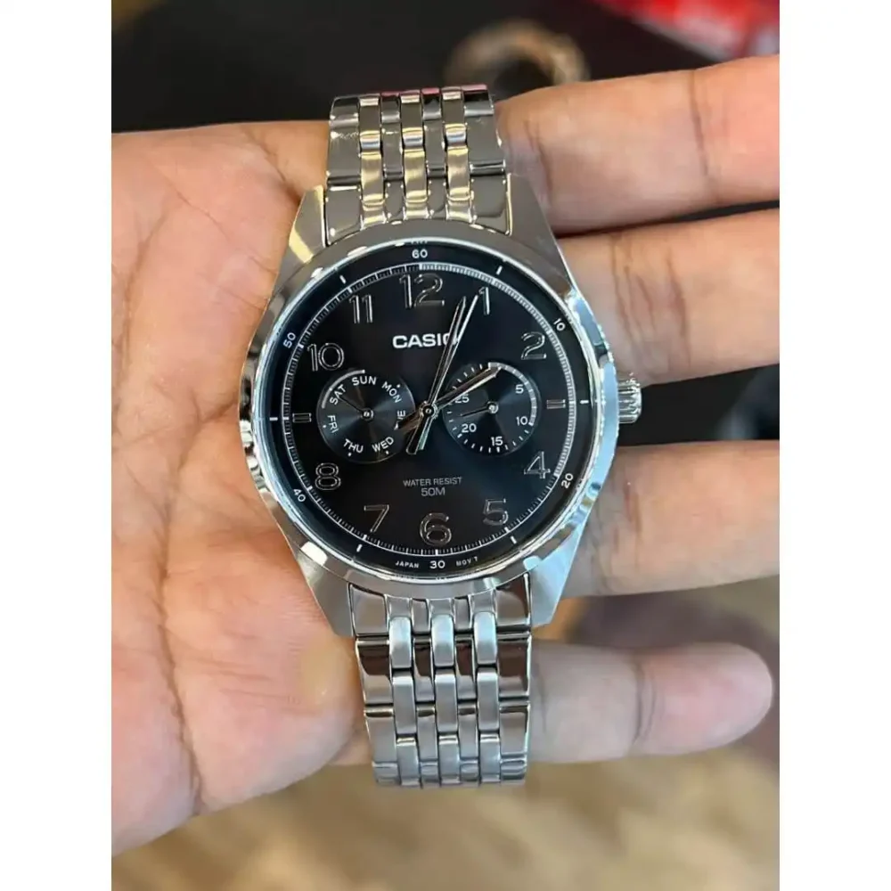 Casio MTP-E340D-1AV Men Analog Watch